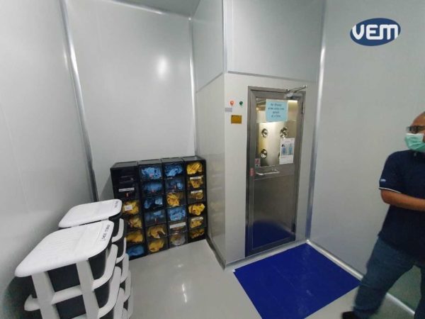 Clean Room Injection Molding