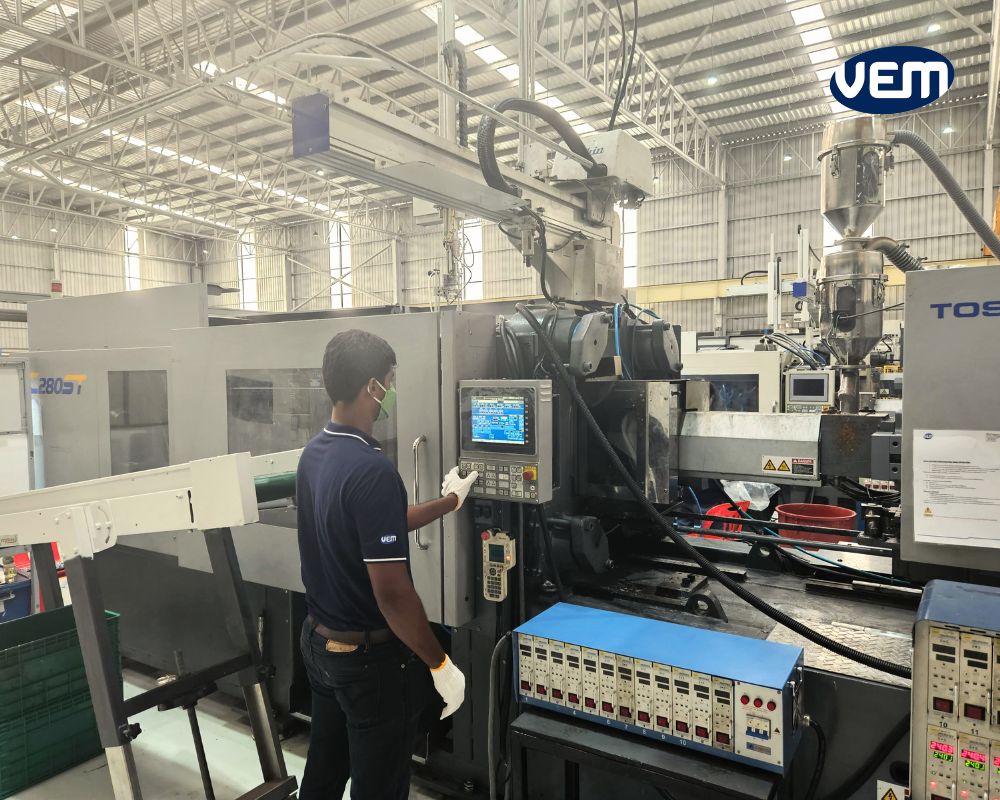 Custom Plastic Manufacturing